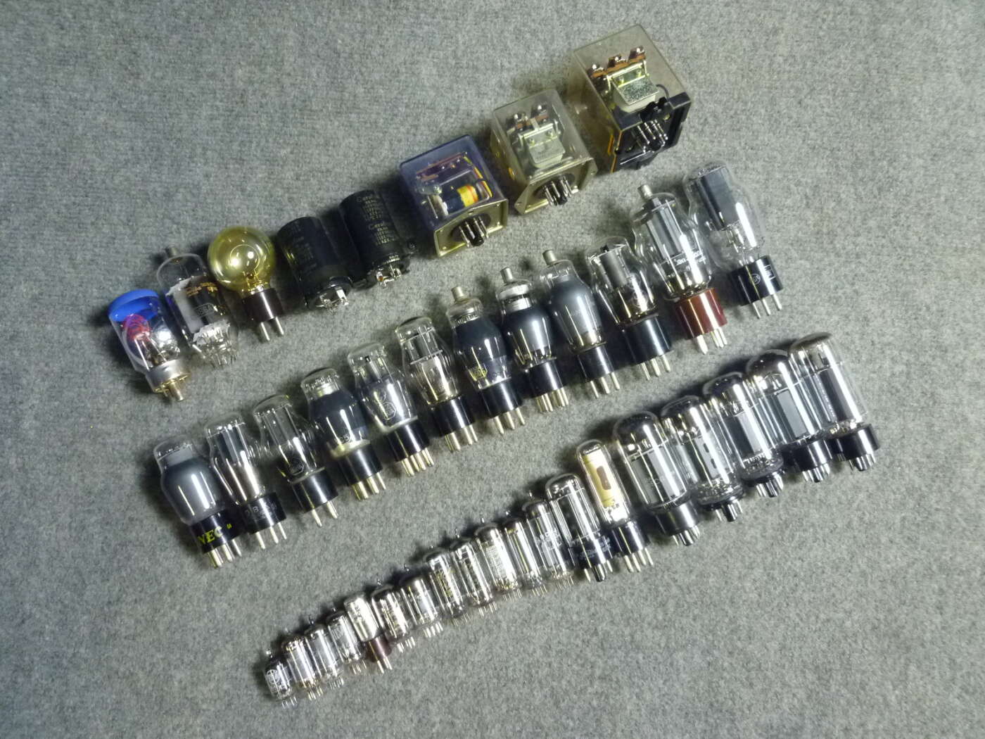 南河内郡河南町にてNEC RCA など 真空管39本セットを買取させていただきました | 不用品回収なら大阪のクリニーズ 創業21年の【信頼と実績】